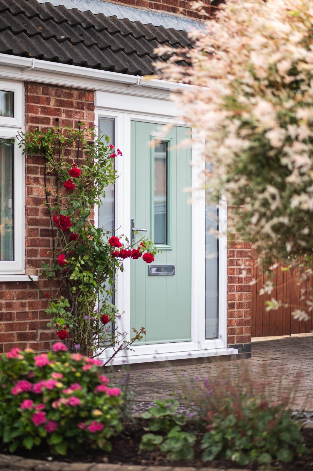 How to Choose Front Door Colour | GFD Homes