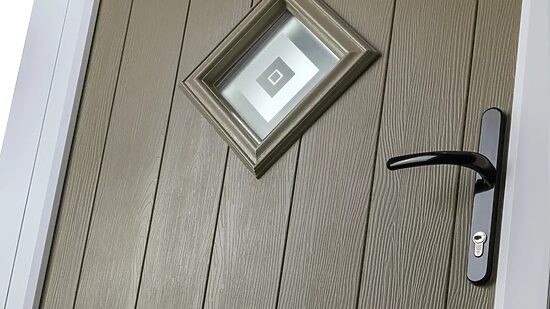 How to Change a Door Handle: Easy Step-by-Step Guide | GFD Homes