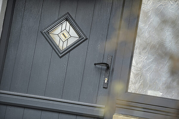 Understanding an Auto Slam Shut Door Lock l GFD Homes